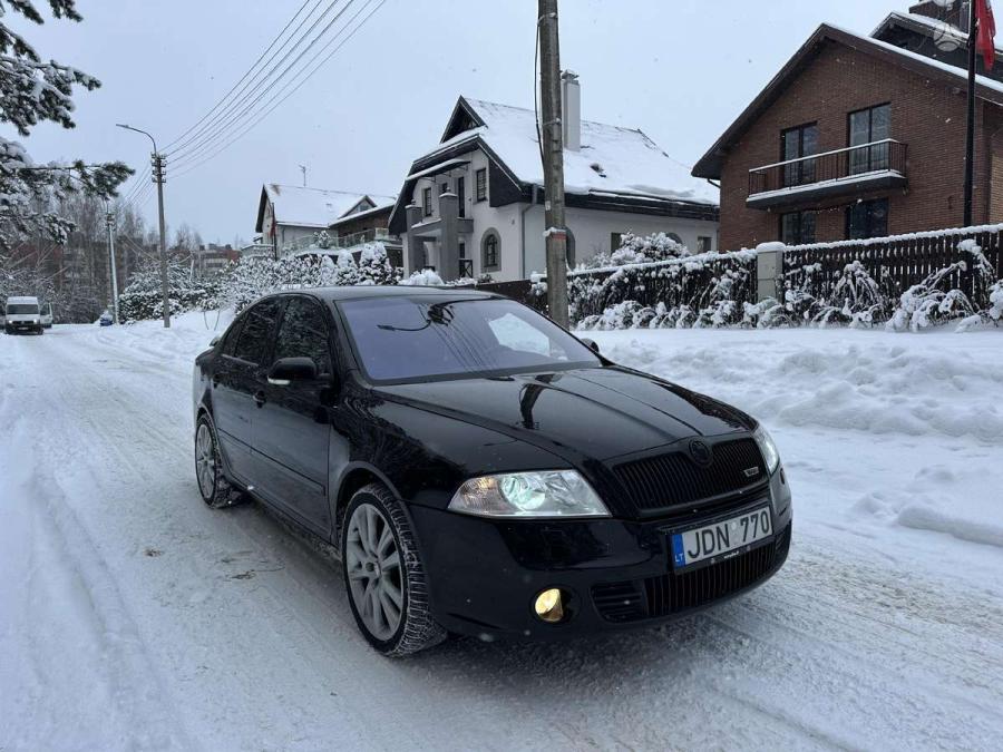 Melns Skoda Octavia 2007 Viļņa, ar dzinēja tilpumu 1.97 L un nobraukumu 400 tūkst. km par 4200 €, foto 3 vietnē AUTOMOTO.COM.LV