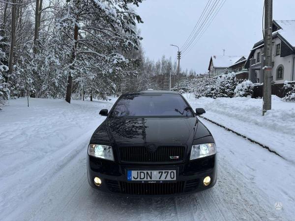 Melns Skoda Octavia 2007 Viļņa, ar dzinēja tilpumu 1.97 L un nobraukumu 400 tūkst. km par 4200 €, foto 4 vietnē AUTOMOTO.COM.LV