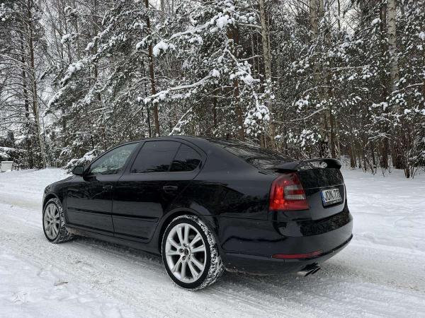 Melns Skoda Octavia 2007 Viļņa, ar dzinēja tilpumu 1.97 L un nobraukumu 400 tūkst. km par 4200 €, foto 8 vietnē AUTOMOTO.COM.LV