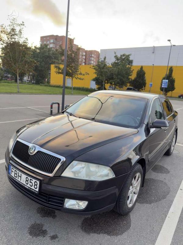 Melns Skoda Octavia 2007 Klaipėda, ar dzinēja tilpumu 1.90 L un nobraukumu 301 tūkst. km par 900 €, foto 2 vietnē AUTOMOTO.COM.LV