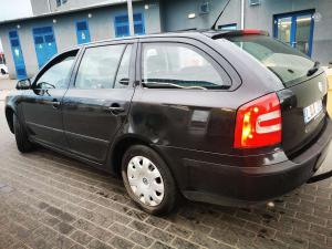 Melns Skoda Octavia 2007 Viļņa, ar dzinēja tilpumu 1.90 L un nobraukumu 301 tūkst. km par 1880 €, foto  vietnē AUTOMOTO.COM.LV