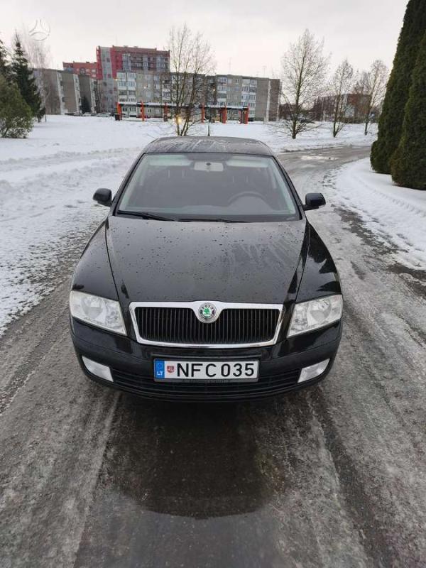 Melns Skoda Octavia 2008 Kauņa, ar dzinēja tilpumu 2.00 L un nobraukumu 273 tūkst. km par 3150 €, foto 2 vietnē AUTOMOTO.COM.LV