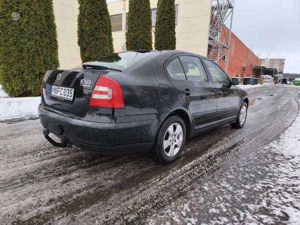 Melns Skoda Octavia 2008 Kauņa, ar dzinēja tilpumu 2.00 L un nobraukumu 273 tūkst. km par 3150 €, foto 6 vietnē AUTOMOTO.COM.LV