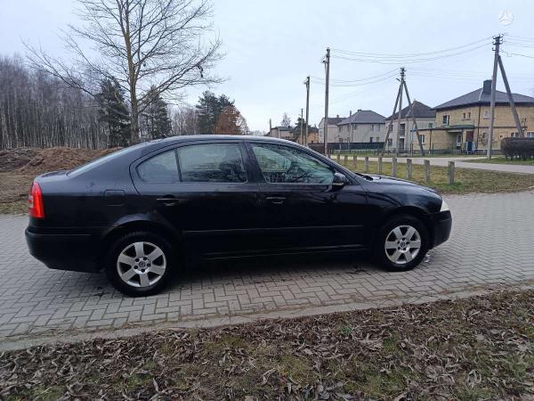 Melns Skoda Octavia 2008 Šauļi, ar dzinēja tilpumu 1.90 L un nobraukumu 292 tūkst. km par 1499 €, foto 5 vietnē AUTOMOTO.COM.LV
