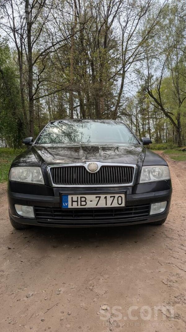 Black Skoda Octavia 2008 in Bauska, with an engine capacity of 1.90 L and mileage of 488 thousand km for 500 €, photo 1 on AUTOMOTO.COM.LV