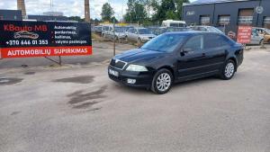 Melns Skoda Octavia 2008 Plungė, ar dzinēja tilpumu 1.60 L un nobraukumu 270 tūkst. km par 1650 €, foto  vietnē AUTOMOTO.COM.LV