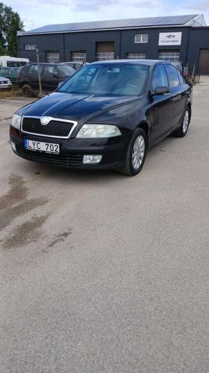 Melns Skoda Octavia 2008 Plungė, ar dzinēja tilpumu 1.60 L un nobraukumu 270 tūkst. km par 1650 €, foto 3 vietnē AUTOMOTO.COM.LV