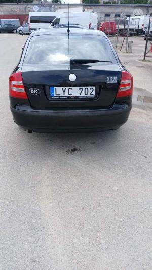 Melns Skoda Octavia 2008 Plungė, ar dzinēja tilpumu 1.60 L un nobraukumu 270 tūkst. km par 1650 €, foto 7 vietnē AUTOMOTO.COM.LV