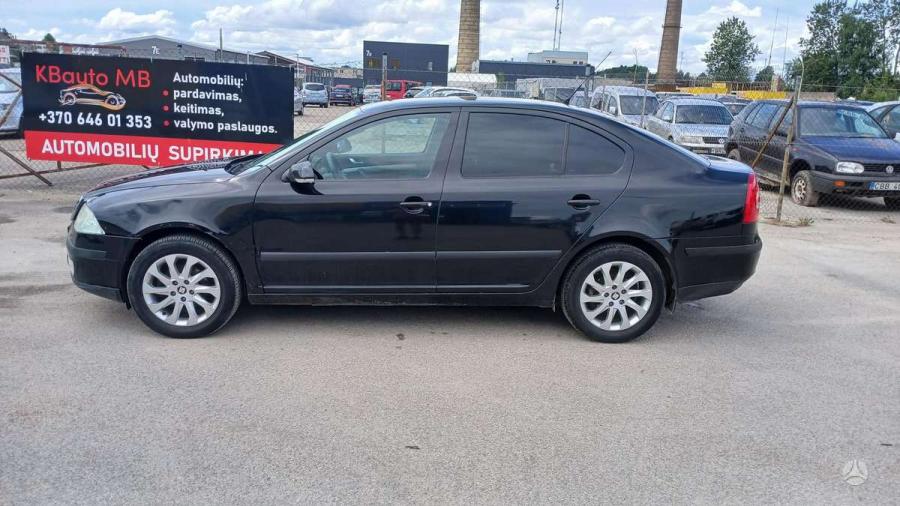 Melns Skoda Octavia 2008 Plungė, ar dzinēja tilpumu 1.60 L un nobraukumu 270 tūkst. km par 1650 €, foto 10 vietnē AUTOMOTO.COM.LV