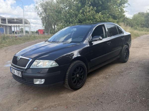Melns Skoda Octavia 2008 Plungė, ar dzinēja tilpumu 1.90 L un nobraukumu 350 tūkst. km par 1850 €, foto 1 vietnē AUTOMOTO.COM.LV