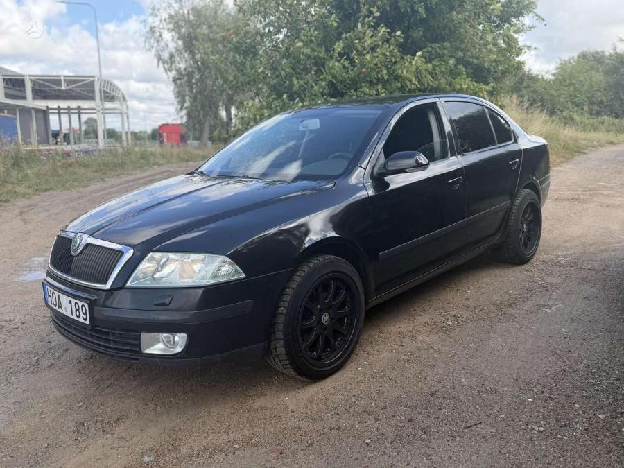Black Skoda Octavia 2008 in Plunge, with an engine capacity of 1.90 L and mileage of 350 thousand km for 1850 €, photo 1 on AUTOMOTO.COM.LV