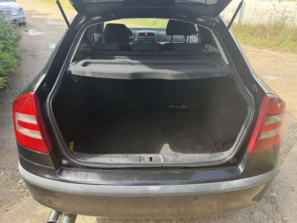 Melns Skoda Octavia 2008 Plungė, ar dzinēja tilpumu 1.90 L un nobraukumu 350 tūkst. km par 1850 €, foto 6 vietnē AUTOMOTO.COM.LV