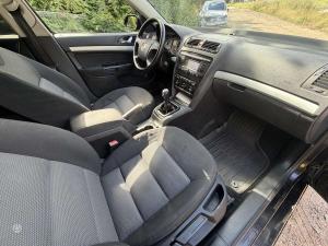 Black Skoda Octavia 2008 in Plunge, with an engine capacity of 1.90 L and mileage of 350 thousand km for 1850 €, photo 9 on AUTOMOTO.COM.LV