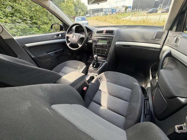 Melns Skoda Octavia 2008 Plungė, ar dzinēja tilpumu 1.90 L un nobraukumu 350 tūkst. km par 1850 €, foto 10 vietnē AUTOMOTO.COM.LV