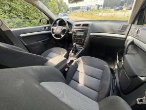 Black Skoda Octavia 2008 in Plunge, with an engine capacity of 1.90 L and mileage of 350 thousand km for 1850 €, photo 11 on AUTOMOTO.COM.LV