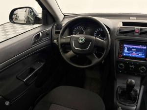 Melns Skoda Octavia 2010 Marijampole, ar dzinēja tilpumu 1.60 L un nobraukumu 271 tūkst. km par 2450 €, foto 17 vietnē AUTOMOTO.COM.LV