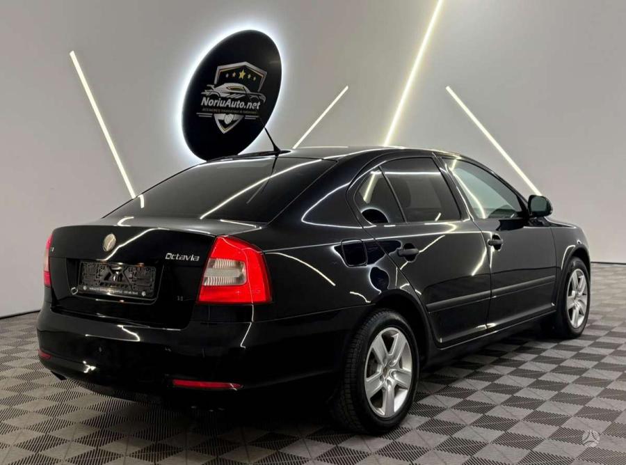 Melns Skoda Octavia 2010 Marijampole, ar dzinēja tilpumu 1.60 L un nobraukumu 271 tūkst. km par 2450 €, foto 24 vietnē AUTOMOTO.COM.LV