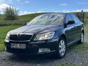 Black Skoda Octavia 2010 in Utena, with an engine capacity of 1.60 L and mileage of 316 thousand km for 3650 €, photo  on AUTOMOTO.COM.LV