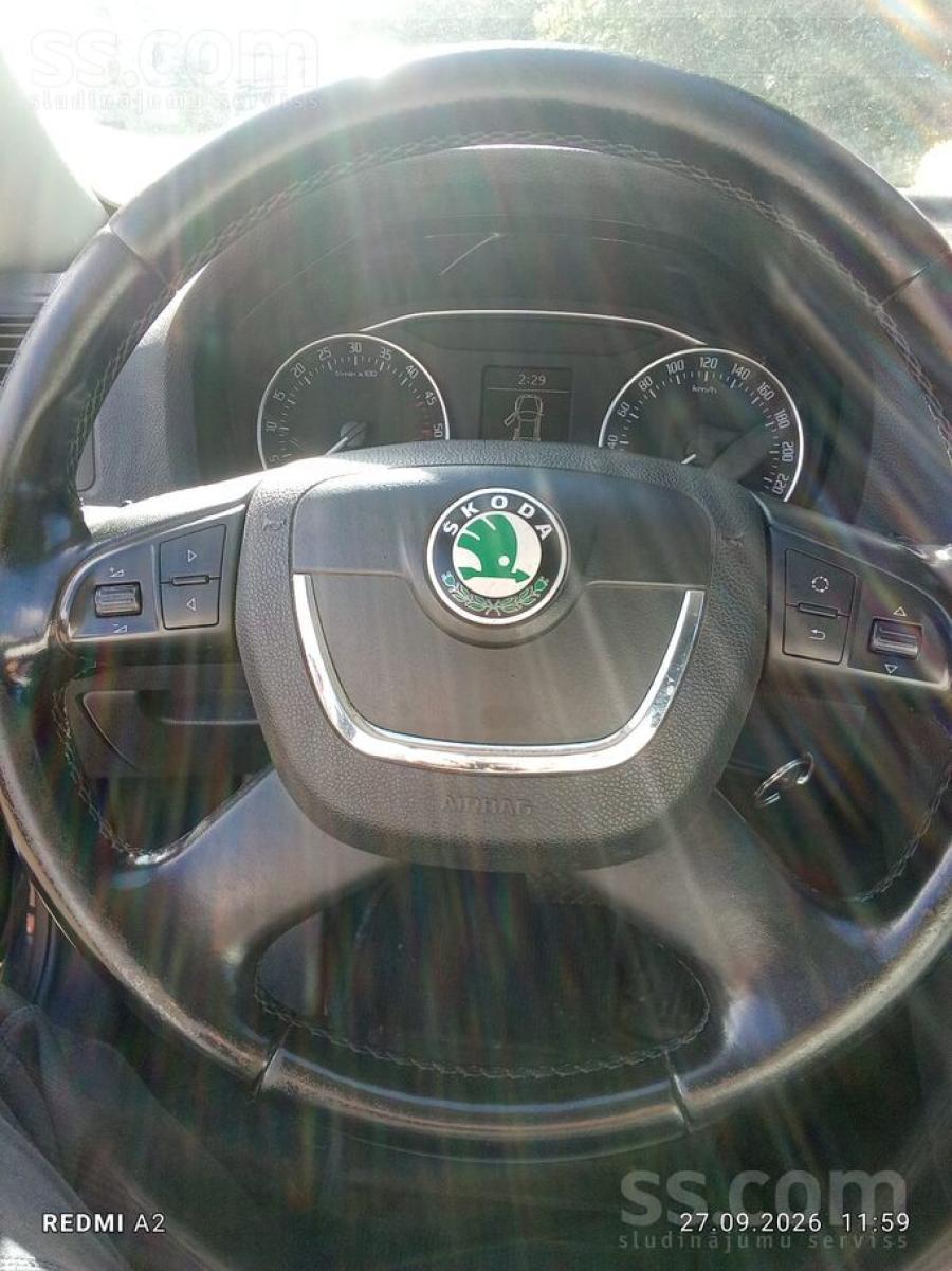 Melns Skoda Octavia 2010 Rīga, ar dzinēja tilpumu 2.00 L un nobraukumu 327 tūkst. km par 3350 €, foto 13 vietnē AUTOMOTO.COM.LV