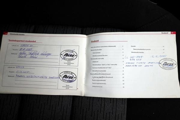 Черный Шкода Октавия 2011 в Таллин, объемом двигателя 1.20 л и пробегом 259 тыс. км за 2799 €, фото 8 на AUTOMOTO.COM.LV