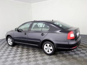Черный Шкода Октавия 2011 в Таллин, объемом двигателя 1.20 л и пробегом 259 тыс. км за 2799 €, фото 13 на AUTOMOTO.COM.LV