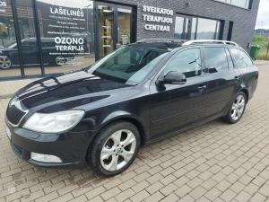 Черный Шкода Октавия 2011 в Каунас, объемом двигателя 1.97 л и пробегом 350 тыс. км за 2950 €, фото 4 на AUTOMOTO.COM.LV