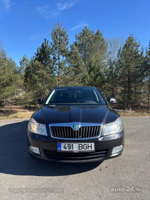 Melns Skoda Octavia 2012 Tallina, ar dzinēja tilpumu 1.20 L un nobraukumu 262 tūkst. km par 3450 €, foto 4 vietnē AUTOMOTO.COM.LV