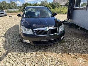 Melns Skoda Octavia 2012 Rēzekne, ar dzinēja tilpumu 1.60 L un nobraukumu 259 tūkst. km par 3250 €, foto  vietnē AUTOMOTO.COM.LV