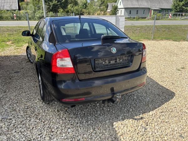 Melns Skoda Octavia 2012 Rēzekne, ar dzinēja tilpumu 1.60 L un nobraukumu 259 tūkst. km par 3250 €, foto 6 vietnē AUTOMOTO.COM.LV