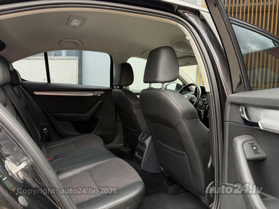 Melns Skoda Octavia 2013 Tartu, ar dzinēja tilpumu 2.00 L un nobraukumu 270 tūkst. km par 6200 €, foto 9 vietnē AUTOMOTO.COM.LV