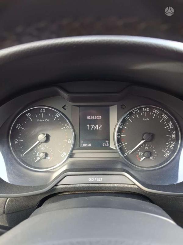 Черный Шкода Октавия 2013 в Каунас, объемом двигателя 1.80 л и пробегом 319 тыс. км за 3500 €, фото 10 на AUTOMOTO.COM.LV