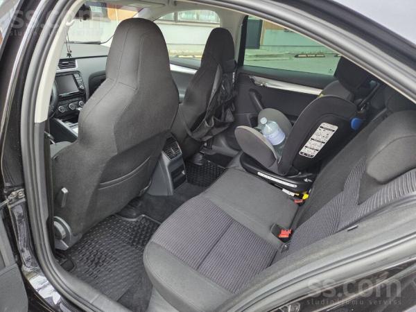 Melns Skoda Octavia 2013 Rīga, ar dzinēja tilpumu 1.60 L un nobraukumu 195 tūkst. km par 8400 €, foto 9 vietnē AUTOMOTO.COM.LV