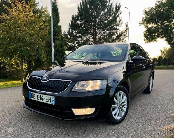 Melns Skoda Octavia 2013 Tauragė, ar dzinēja tilpumu 1.97 L un nobraukumu 330 tūkst. km par 4700 €, foto 3 vietnē AUTOMOTO.COM.LV