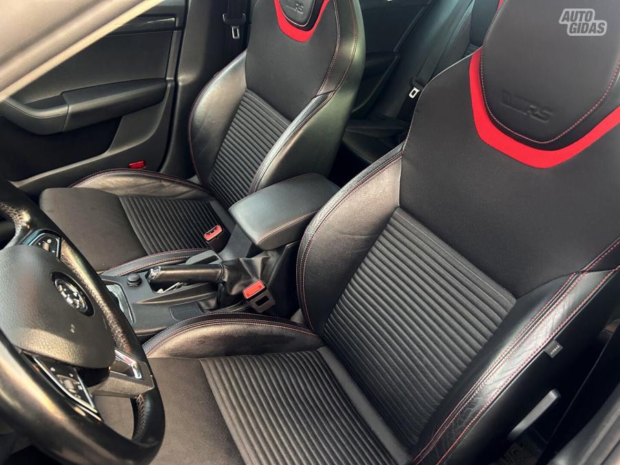 Melns Skoda Octavia 2013 Kauņa, ar dzinēja tilpumu 1.80 L un nobraukumu 278 tūkst. km par 6400 €, foto 10 vietnē AUTOMOTO.COM.LV