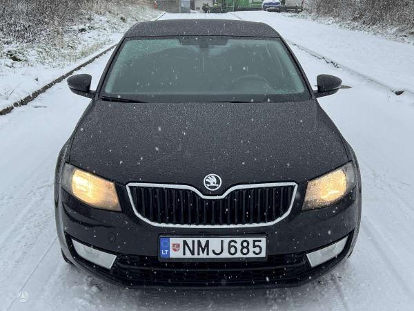 Black Skoda Octavia 2014 in Vilnius, with an engine capacity of 1.60 L and mileage of 239 thousand km for 6300 €, photo 6 on AUTOMOTO.COM.LV