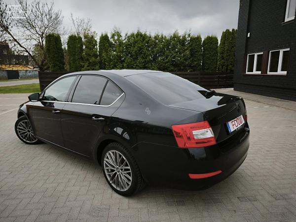 Melns Skoda Octavia 2014 Jurbarkas, ar dzinēja tilpumu 2.00 L un nobraukumu 248 tūkst. km par 5250 €, foto 5 vietnē AUTOMOTO.COM.LV