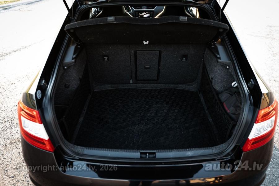 Melns Skoda Octavia 2014 Tartu, ar dzinēja tilpumu 2.00 L un nobraukumu 207 tūkst. km par 9990 €, foto 12 vietnē AUTOMOTO.COM.LV