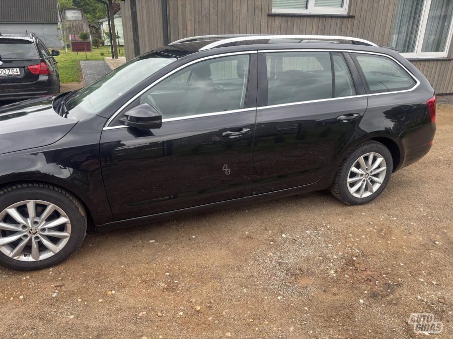 Black Skoda Octavia 2014 in Jurbarkas, with an engine capacity of 2.00 L and mileage of 266 thousand km for 5950 €, photo 5 on AUTOMOTO.COM.LV