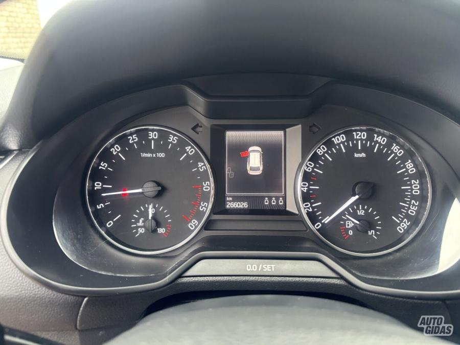 Black Skoda Octavia 2014 in Jurbarkas, with an engine capacity of 2.00 L and mileage of 266 thousand km for 5950 €, photo 21 on AUTOMOTO.COM.LV