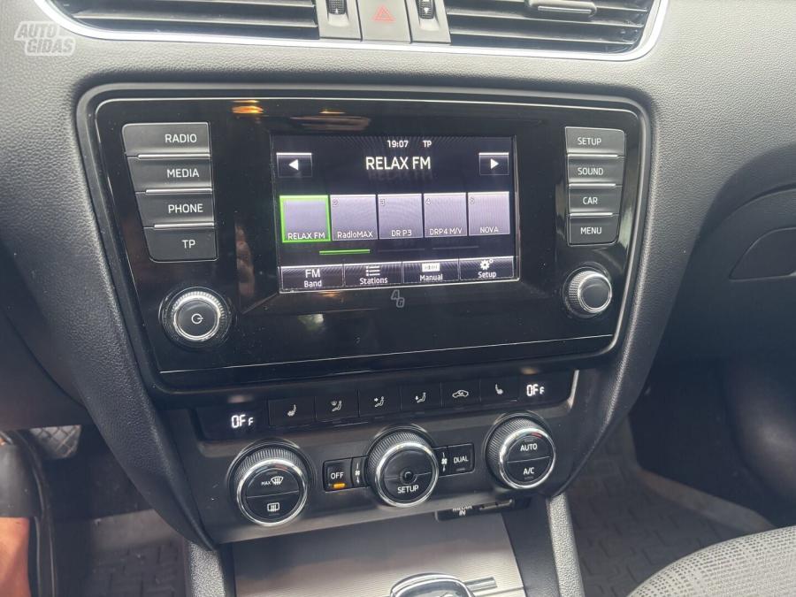 Black Skoda Octavia 2014 in Jurbarkas, with an engine capacity of 2.00 L and mileage of 266 thousand km for 5950 €, photo 22 on AUTOMOTO.COM.LV