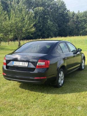 Melns Skoda Octavia 2014 Viļņa, ar dzinēja tilpumu 1.60 L un nobraukumu 375 tūkst. km par 4950 €, foto 6 vietnē AUTOMOTO.COM.LV
