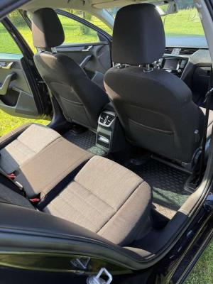 Melns Skoda Octavia 2014 Viļņa, ar dzinēja tilpumu 1.60 L un nobraukumu 375 tūkst. km par 4950 €, foto 14 vietnē AUTOMOTO.COM.LV