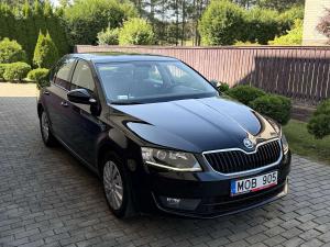 Melns Skoda Octavia 2014 Viļņa, ar dzinēja tilpumu 1.80 L un nobraukumu 276 tūkst. km par 2850 €, foto  vietnē AUTOMOTO.COM.LV