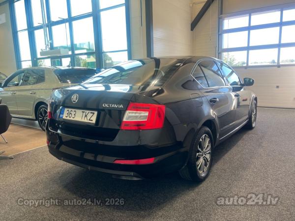 Melns Skoda Octavia 2014 Paide, ar dzinēja tilpumu 1.40 L un nobraukumu 291 tūkst. km par 4000 €, foto 5 vietnē AUTOMOTO.COM.LV