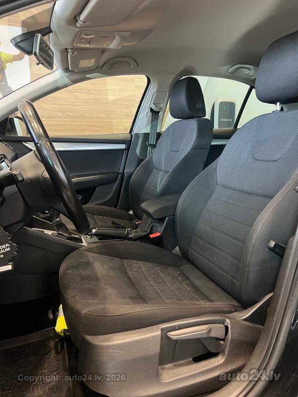 Melns Skoda Octavia 2014 Paide, ar dzinēja tilpumu 1.40 L un nobraukumu 291 tūkst. km par 4000 €, foto 6 vietnē AUTOMOTO.COM.LV