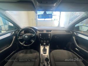 Black Skoda Octavia 2014 in Paide, with an engine capacity of 1.40 L and mileage of 291 thousand km for 4000 €, photo 7 on AUTOMOTO.COM.LV