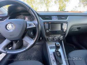 Black Skoda Octavia 2014 in Tallinn, with an engine capacity of 1.40 L and mileage of 219 thousand km for 6000 €, photo 8 on AUTOMOTO.COM.LV