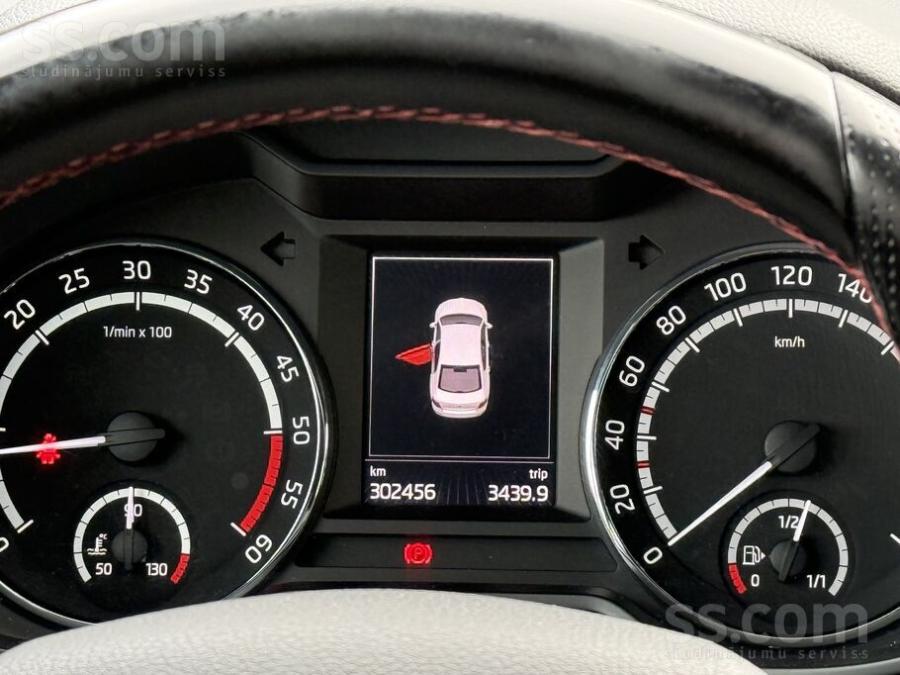 Melns Skoda Octavia 2015 Rīga, ar dzinēja tilpumu 2.00 L un nobraukumu 302 tūkst. km par 9900 €, foto 7 vietnē AUTOMOTO.COM.LV