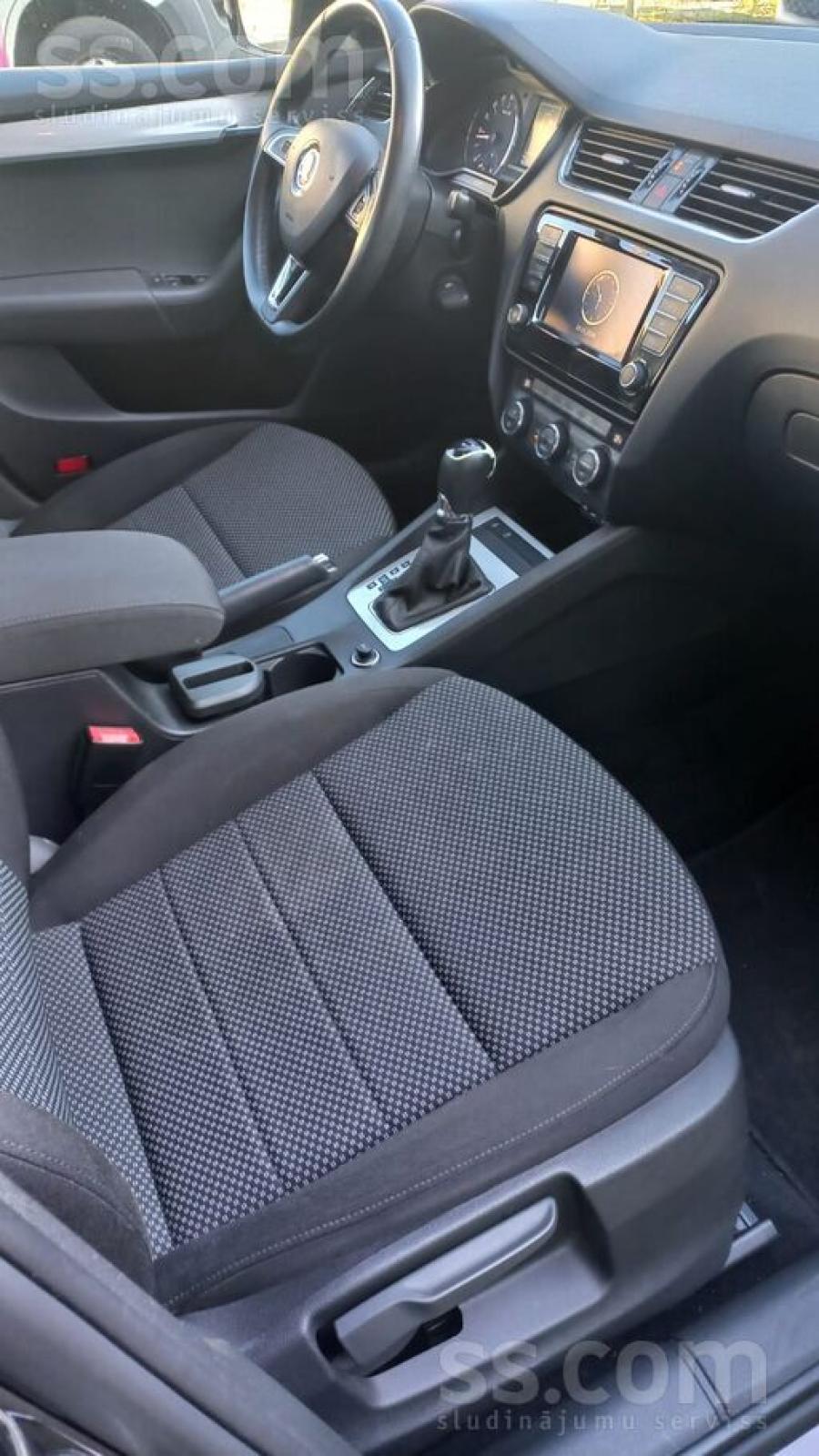 Melns Skoda Octavia 2016 Rīga, ar dzinēja tilpumu 1.60 L un nobraukumu 208 tūkst. km par 6800 €, foto 12 vietnē AUTOMOTO.COM.LV