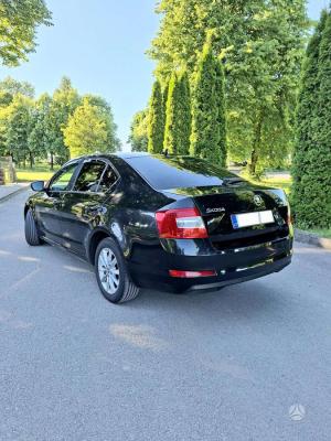 Melns Skoda Octavia 2016 Tauragė, ar dzinēja tilpumu 1.97 L un nobraukumu 271 tūkst. km par 6999 €, foto 7 vietnē AUTOMOTO.COM.LV